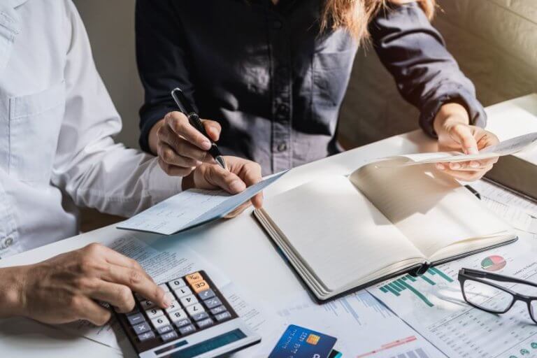 Mandato SEPA: Qué es y cómo generar una remesa SEPA - STEL Order